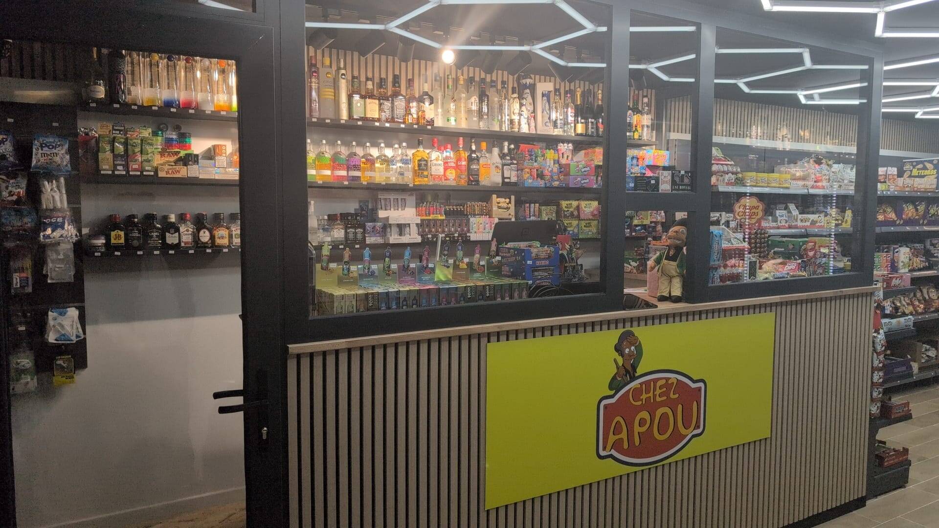 Superette | CHEZ APOU